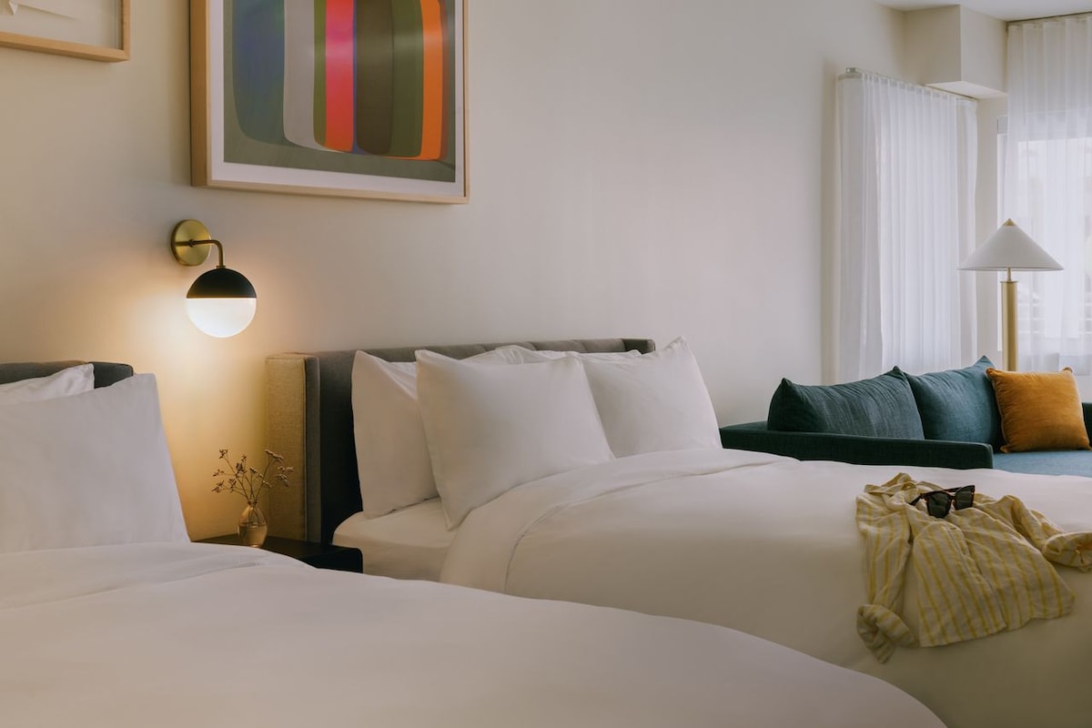 Sonder The Deco | Superior Double Queen Room - Boutique hotels for Rent ...