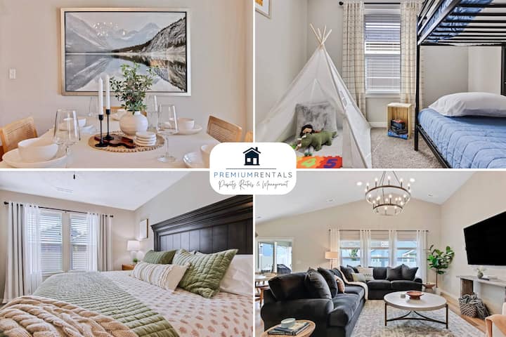 The Meridian Manor | Private 4 Bedroom Home - Meridian, ID