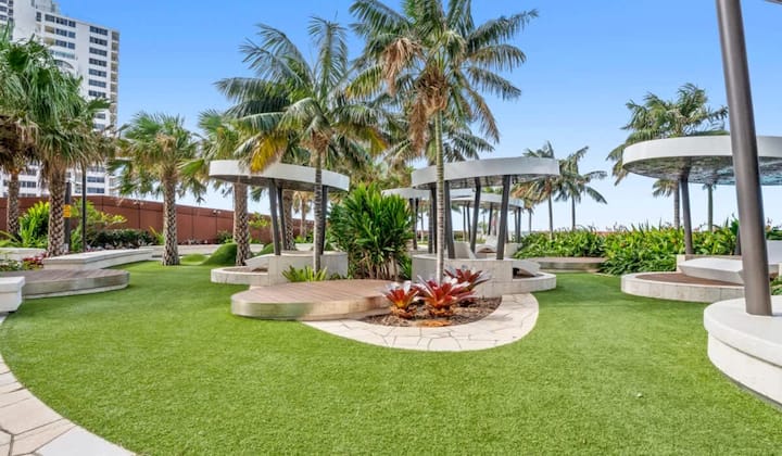 Modern 1 Bed Apartment At Jewel Residences - Broadbeach