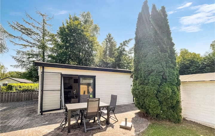 Stunning (Sta)caravan In Putten - Nijkerk