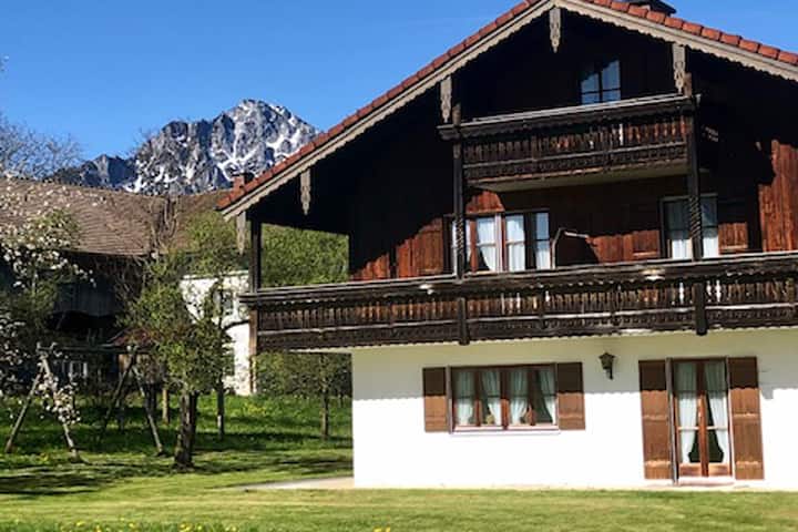 Ferienwohnung, 1 Schlafzimmer, Balkon, Wohnküche - Bad Reichenhall