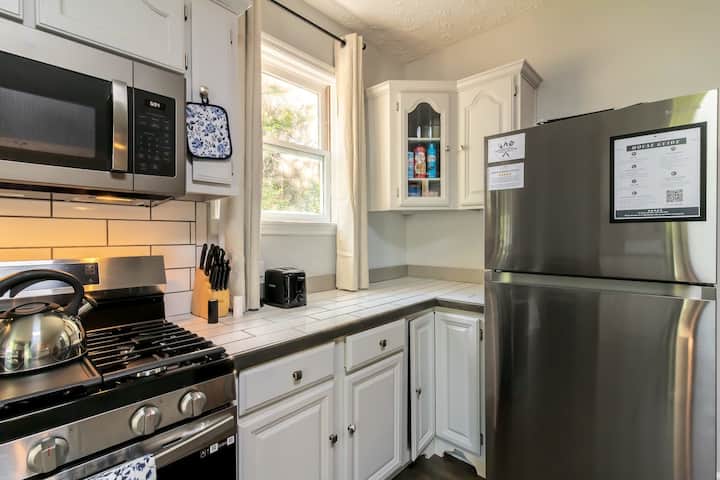 Near Riverwalk & Downtown- Briarwood Beauty - Columbus, GA