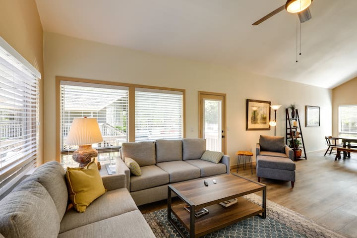 Flagstaff Townhome W/ Deck ~ 6 Mi To Downtown! - Flagstaff, AZ