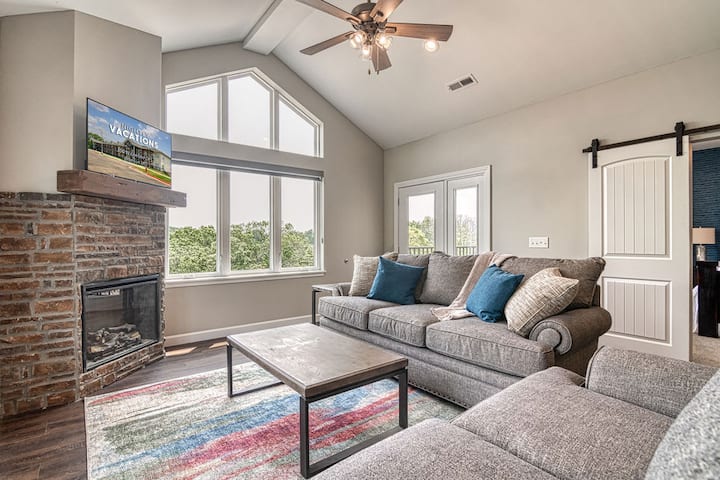 Everything's New! Near Aquarium At The Boardwalk! - Branson, MO