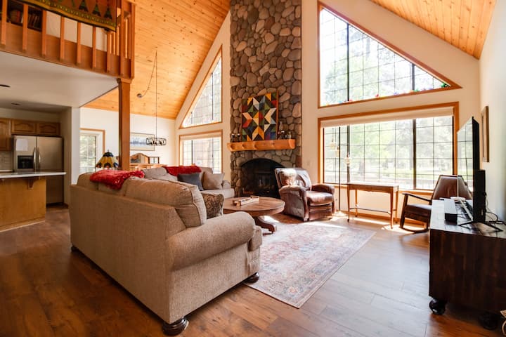 Lariat House Dog-friendly Retreat In Sisters - Sisters, OR