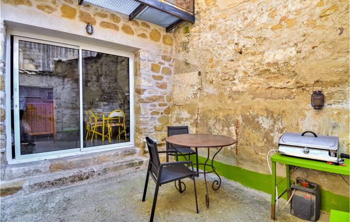 Awesome Home In Villeneuve-les-avignon - Avignon