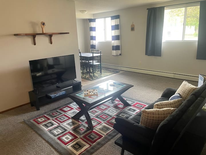 One Bedroom Main Floor Apartment - Camrose