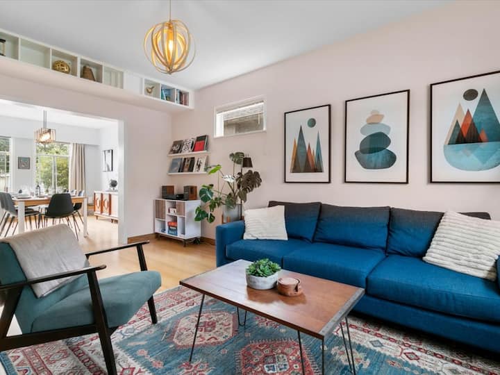 Trout Lake Oasis - Bright House Beside Transit - Vancouver