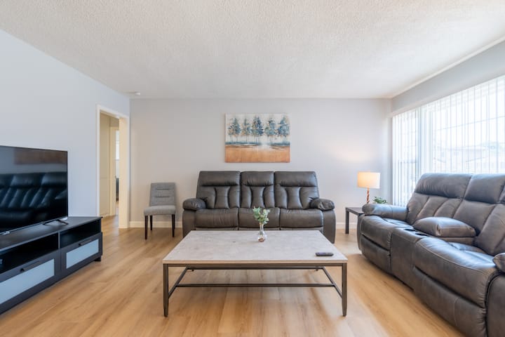 3bdrm,1.5 B, Garage, Back Yard. - San Dimas, CA