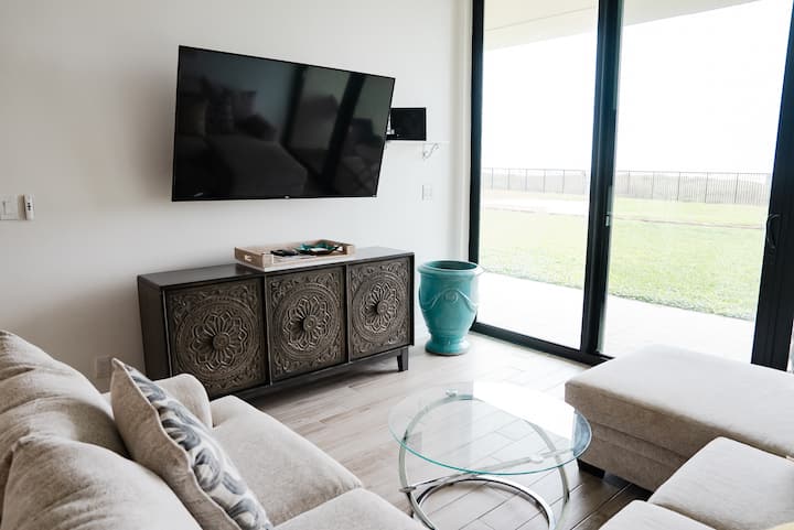 Stunning Beachfront Condo - Suntide Iii, Unit 107 - South Padre Island, TX