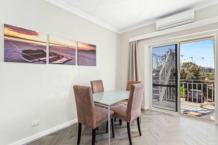Central Charm: Fremantle 1br Stay - Fremantle Prison, Fremantle