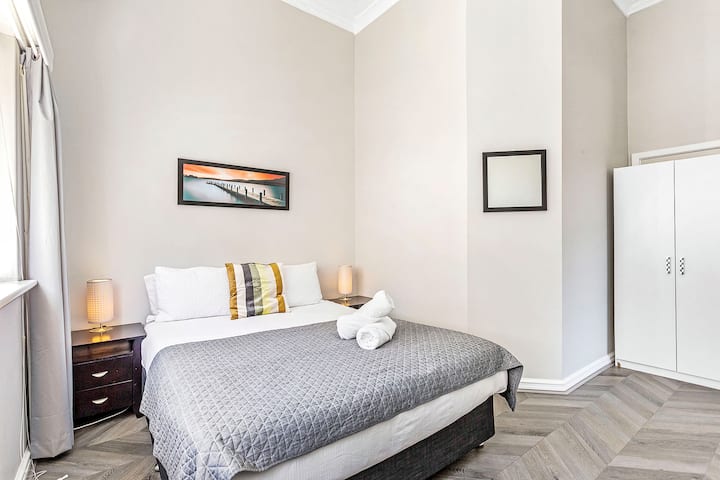 Central Charm: Fremantle 1br Stay - Perth