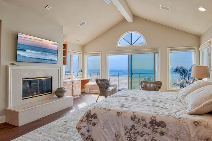 Spacious Single Family Home On The Boardwalk! - Newport