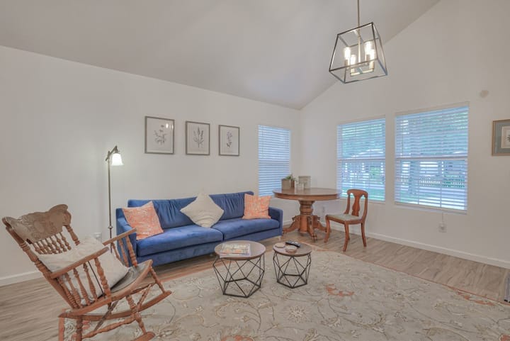 Murfreesboro Bungalow - Murfreesboro, TN