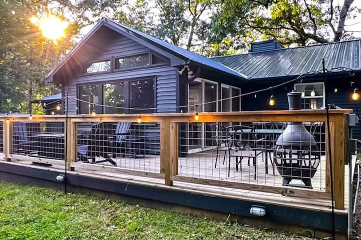 Pigeon Forge Gem - Location, Ht, Gr - Pigeon Forge, TN