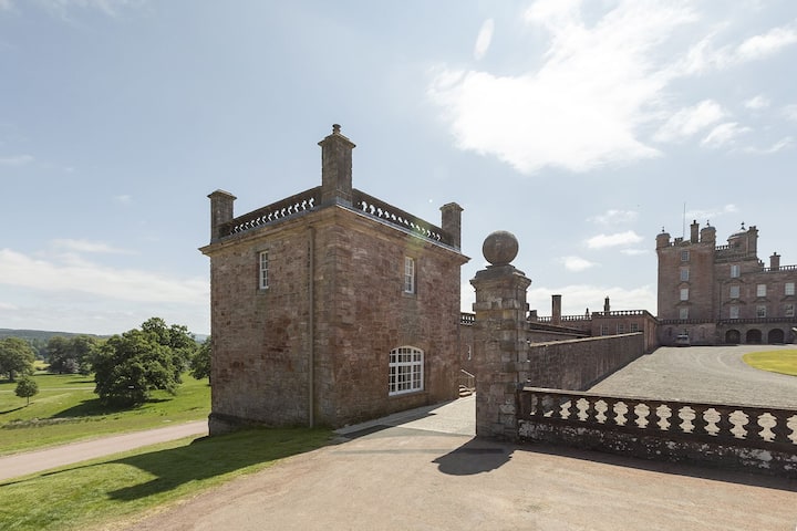 East Wing - Drumlanrig Castle & Gardens