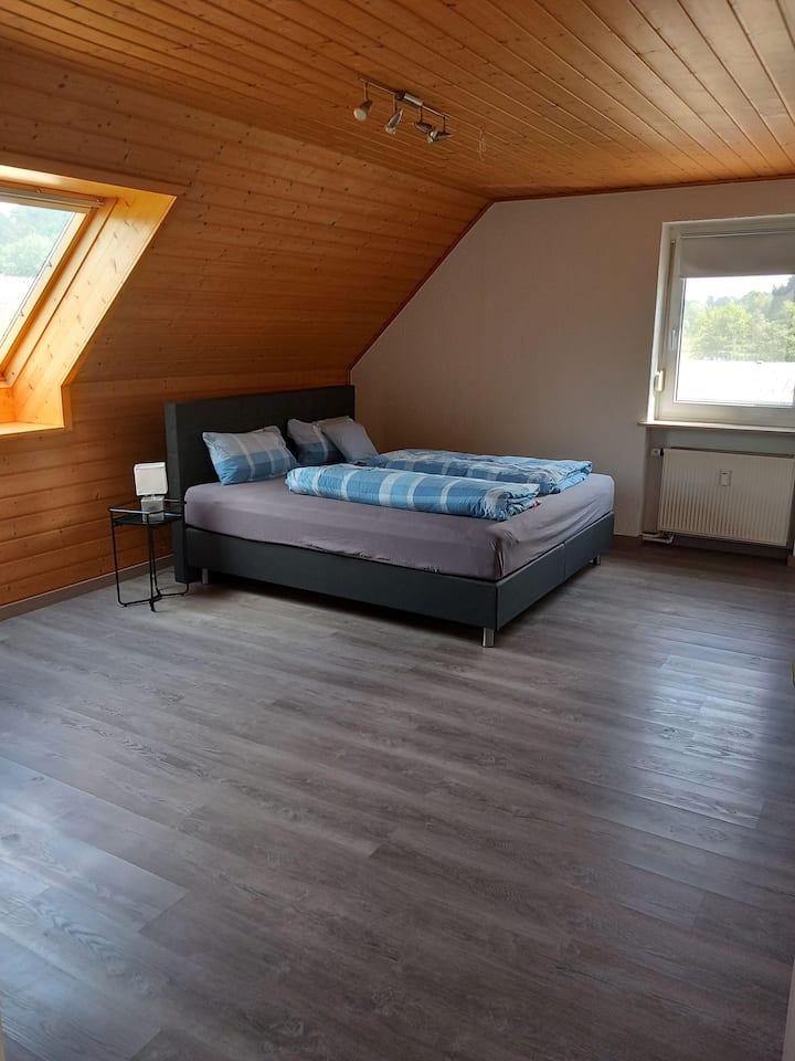 Ferienwohnung Anna (Ferienwohnung Am Waldrand) - Feuchtwangen