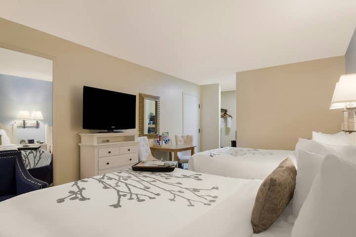 Garden View Double Queen - St. Augustine, FL