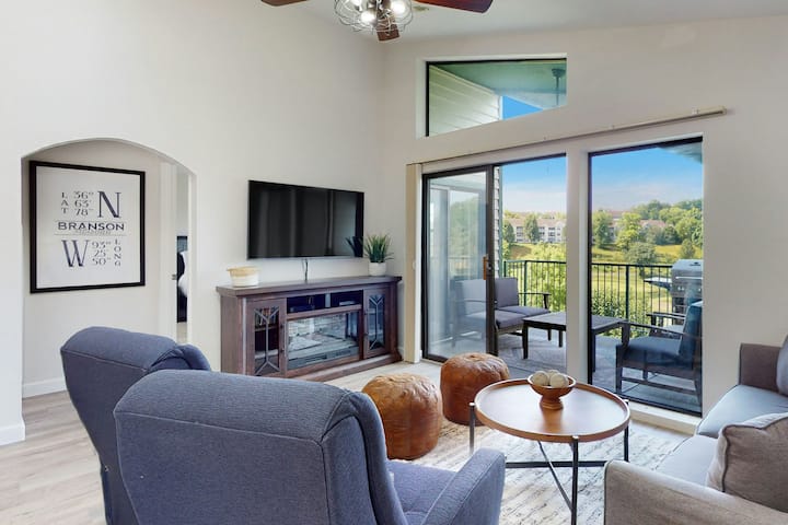 2br Golf-view Condo With A Grill & Pool Access - 브랜슨