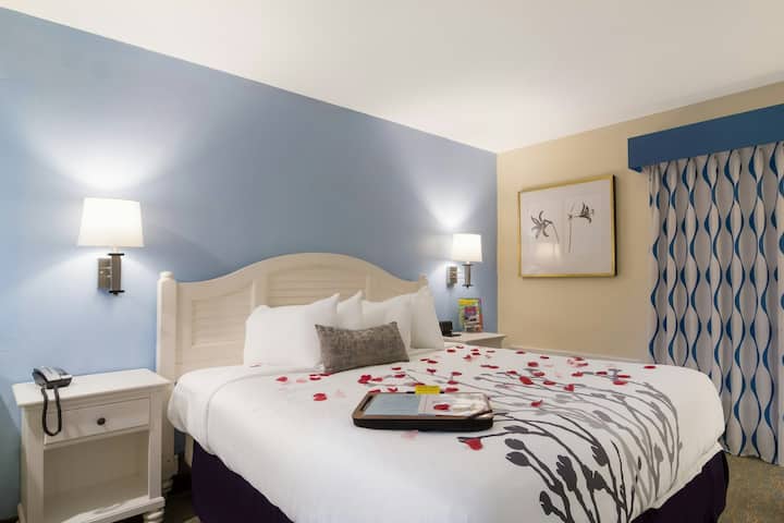 Pool View Jacuzzi King - St. Augustine, FL