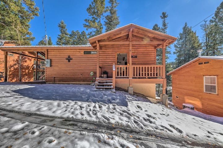 Charming 'Coppertop' Cloudcroft Cabin: 3 Mi To Ski - Cloudcroft, NM