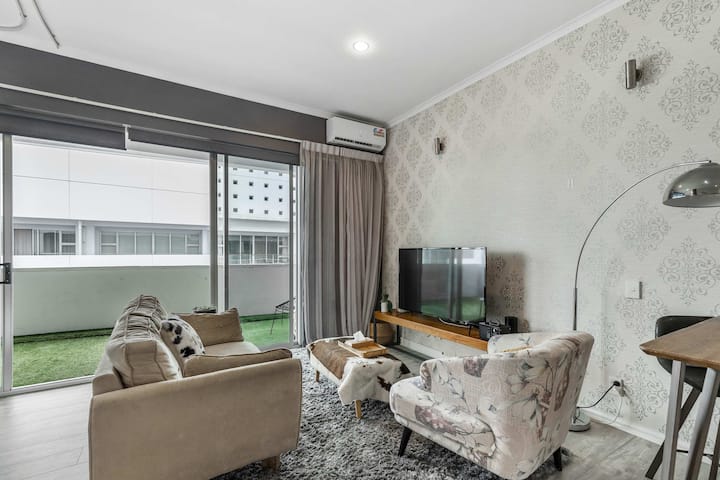 Close To Ferry! Viaduct Studio With A Balcony By Z - Auckland