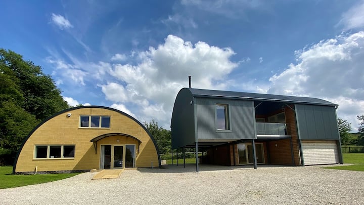 The Dutchy, Near Chipping Campden - Broadway