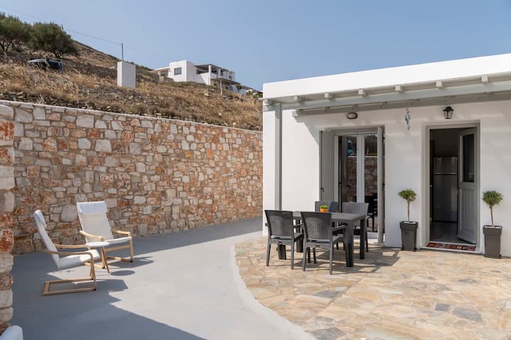 Parikia's Sunlight 2bedroom House - Paros