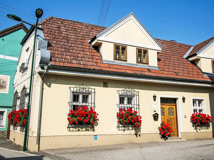 Alte Post By Interhome - Spitz