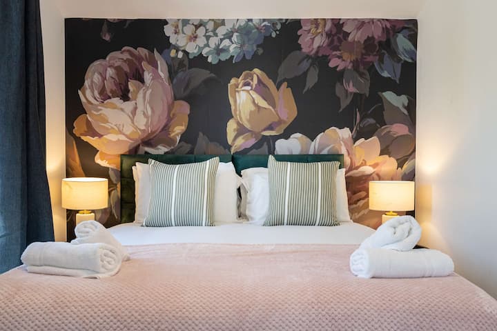 5bedroom Townhouse 15mins To City W Free Parking - Oldham