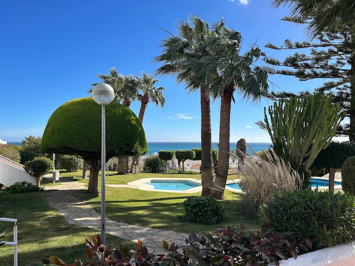 Luxury Mojácar Villa: Pool, Beach Access & Family - Mojácar