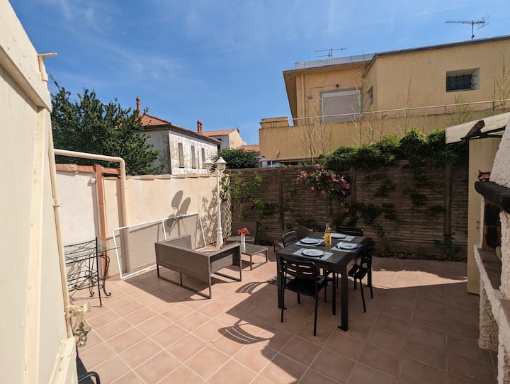 Sol-y-days Claudid, Grand Logement Avec Terrasse - Le Grau-du-Roi
