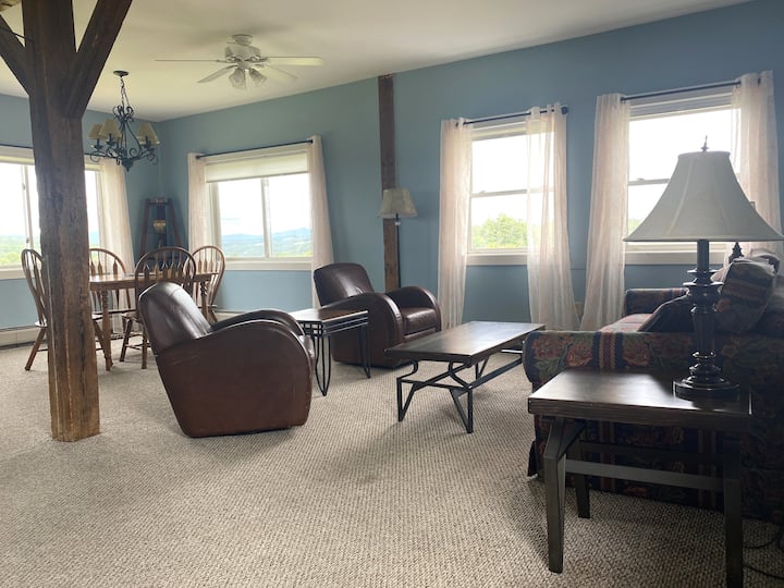 Wildflower Inn-darling Suite - Burke Mountain, VT