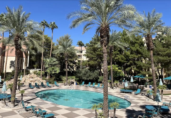 Meridian By Strip 6ppl Amenities 2qu&sofa Kids Ok - 天堂市