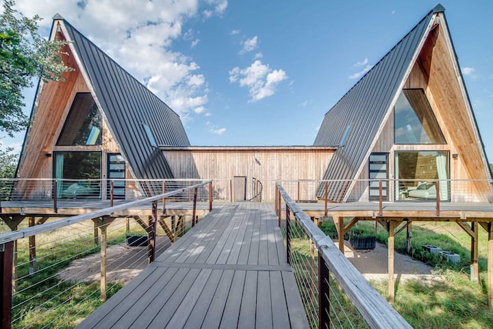 Mesquite Treehouse @ A-frame Ranch - Fredericksburg, TX