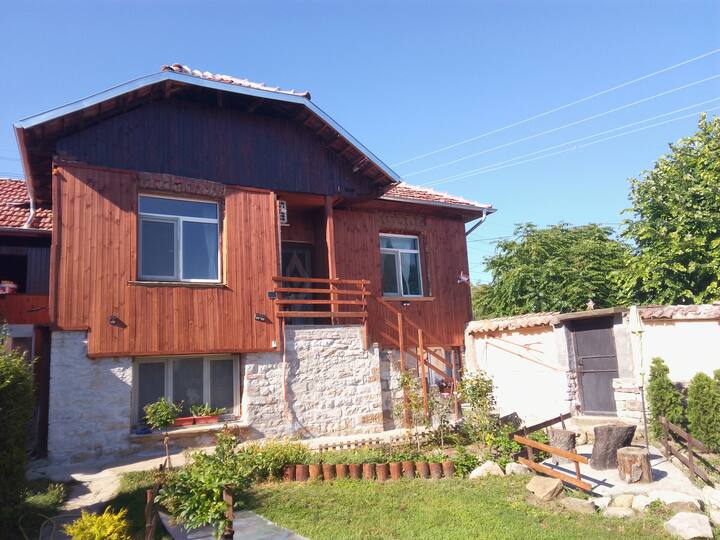 Villa Nina In Kramolin, Beautiful Stay In Bulgaria - Selvi