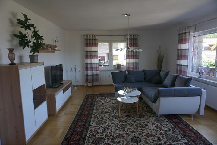 Fewo Christa (100 Qm) Mit Großzügigem Balkon - Lindberg
