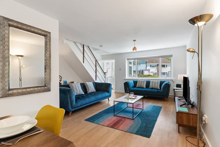 Merlins Gardens - Tenby Cottage - Tenby