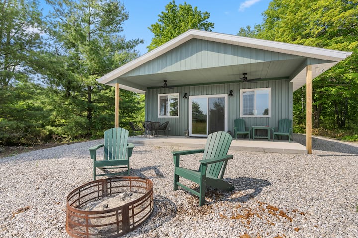 Dog Friendly - Secluded Getaway In Fish Creek - Sister Bay, WI