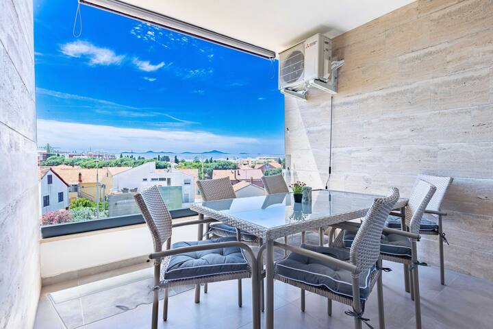 Apolon 2bdr Apartment With Balcony - Bibinje