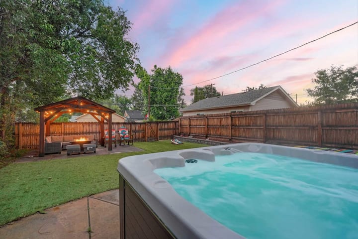 Hot Tub And Firepit Gazebo Pikes Peak Sunset Views - Manitou Springs, CO