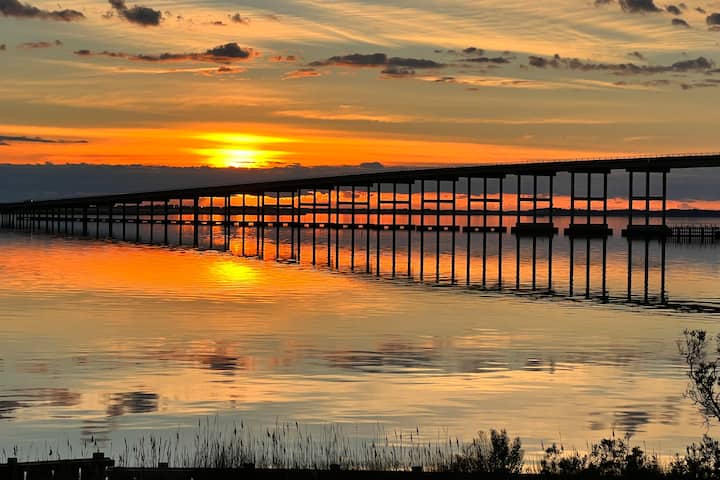 Captain's Quarters: Soundfront | Private Boat Slip - Nags Head, NC