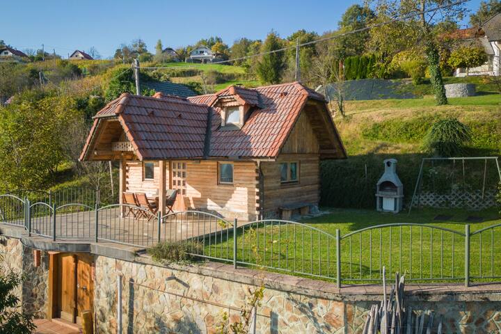 Vineyard Chalet Hansel And Gretel - Happy Rentals - Novo Mesto