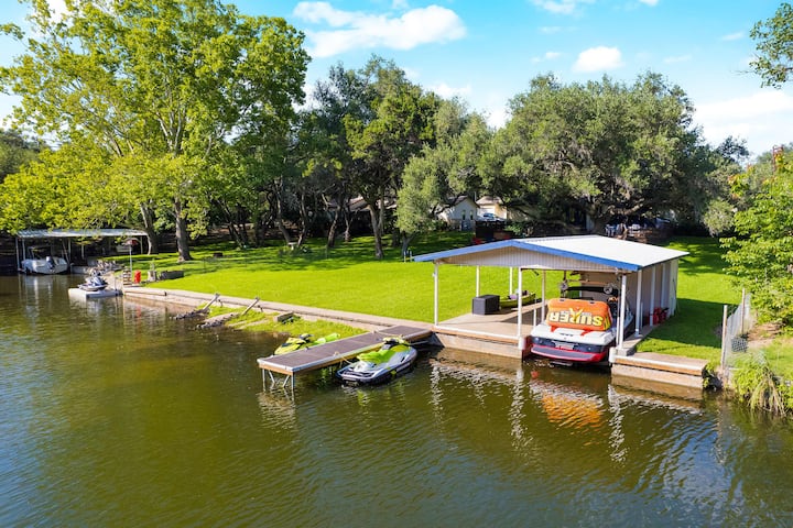 Waterside Dream - Waterfront Home On Lake Lbj - Kingsland, TX