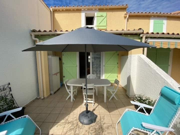 Charmante Petite Maison Avec Jardin Et Parking Gra - Le Grau-du-Roi