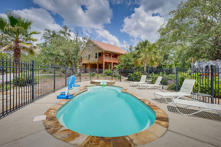 Waterfront Pass Christian Oasis ~ 2 Mi To Beach! - Pass Christian, MS