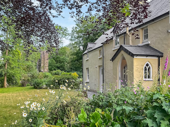 Priory Stile - Haverfordwest