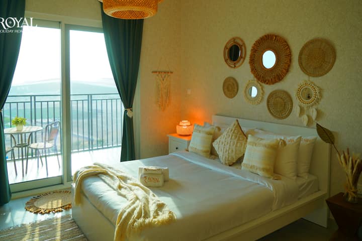 Yas Island Studio | Boho Oasis Escape - Aéroport d'Abou Dabi (AUH)