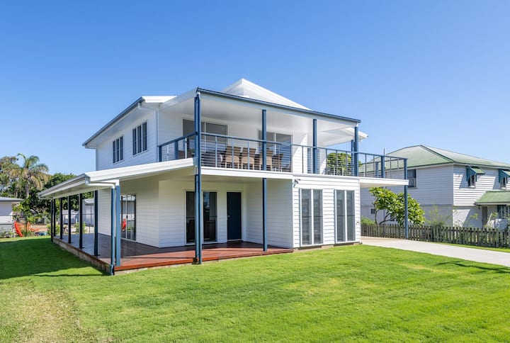 The Beach House - 16 Clarke Street - Bargara