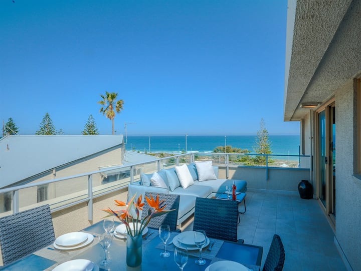 Sandcastles Penthouse W/ Pool & Sauna! - Perth